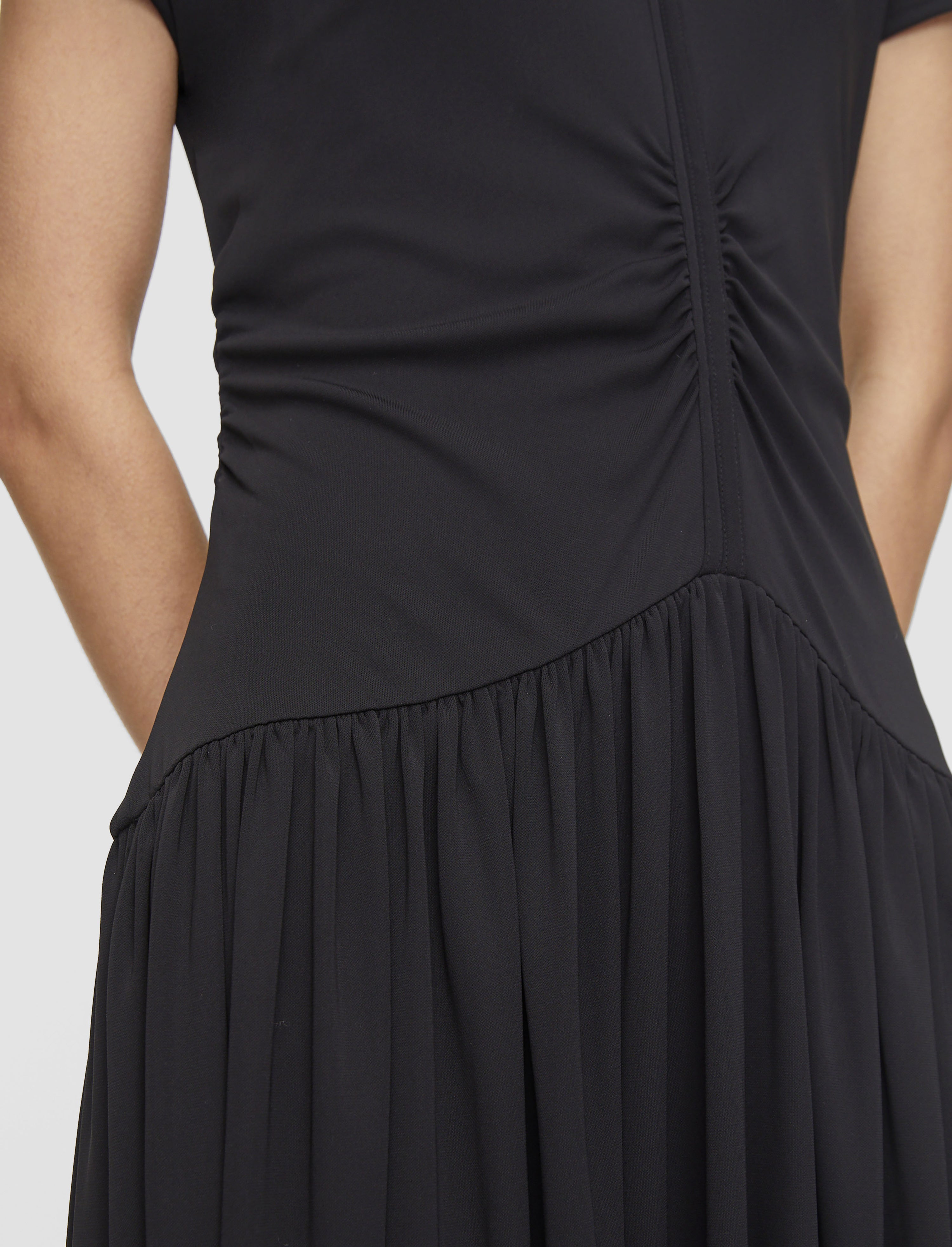 Isaure Crepe Jersey Dress in Black | JOSEPH US